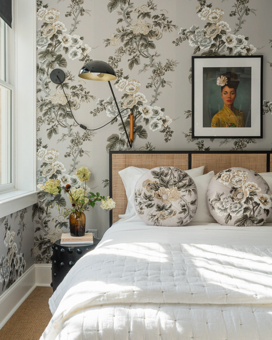 Get to Know : Ali Harper – REFINED Co